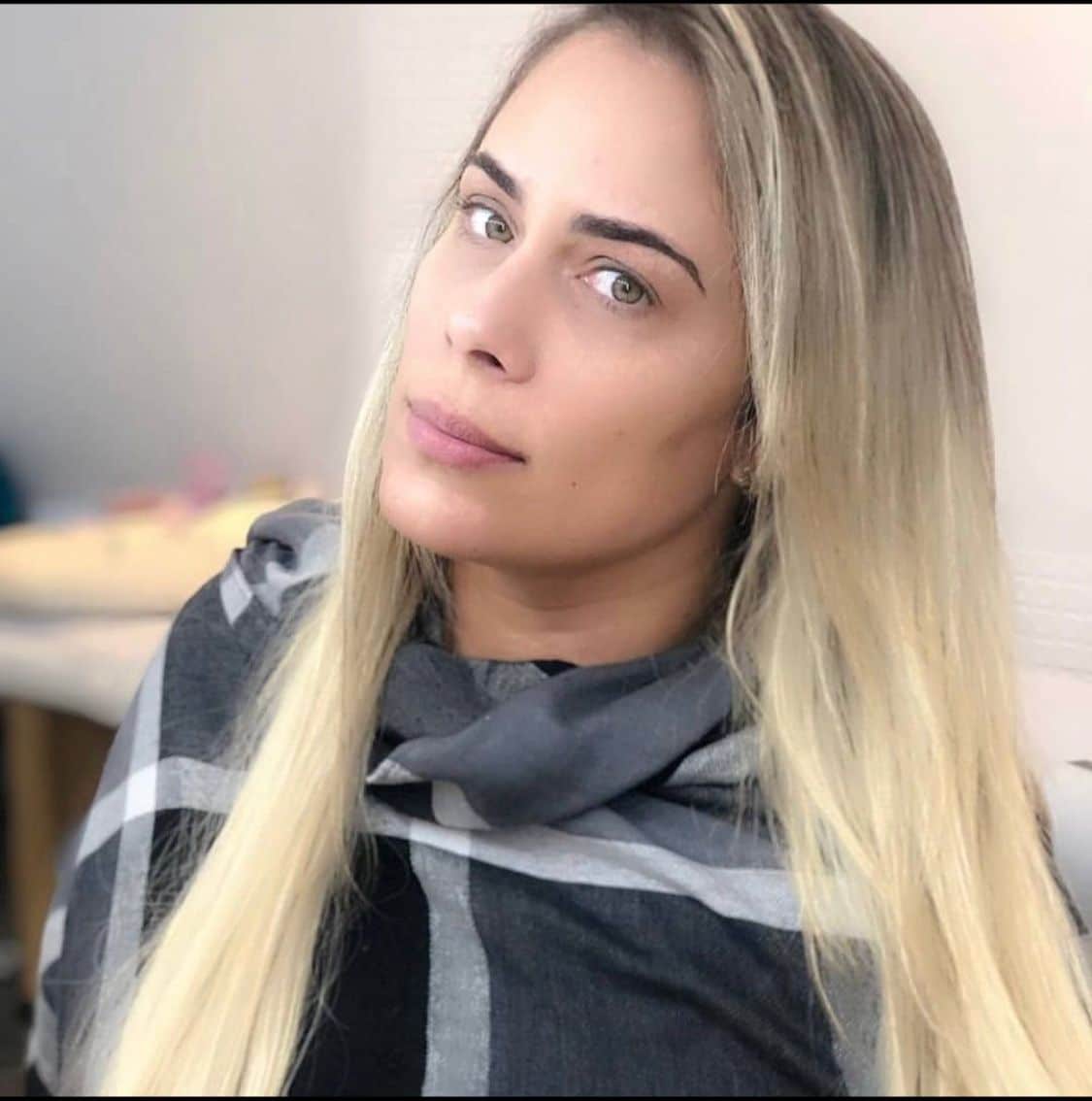 Estética é o cuidado primordial na Andrezza Oliveira Beauty Clinic - A Semana